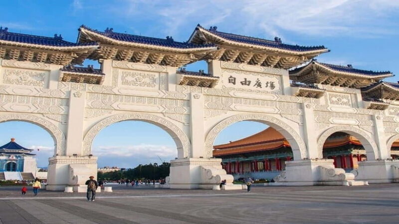 Taipei: Highlight Attractions Walking Tour - Who Should Book This Tour?