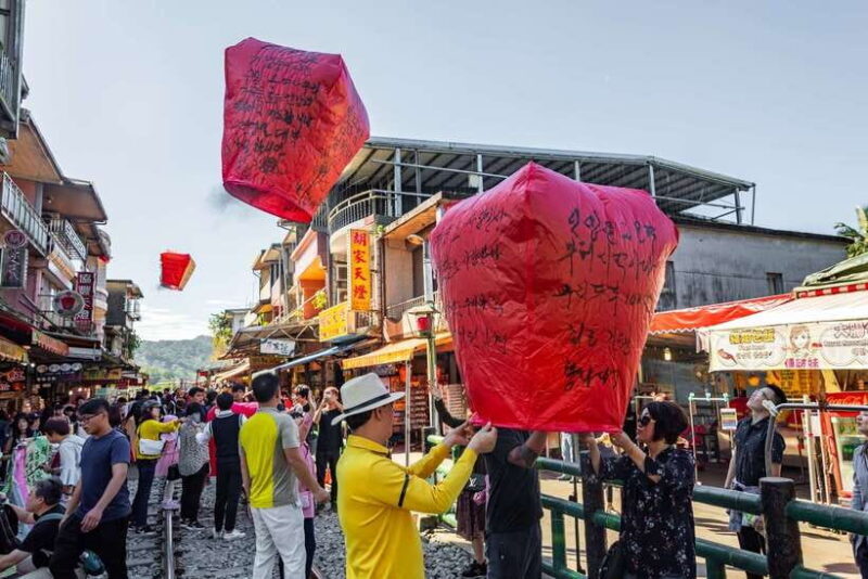 Taipei: Jiufen Night View and Shifen Day Tour - Authentic Experiences and Authenticity