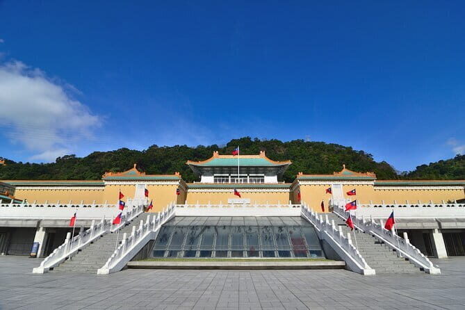 Taipei National Palace Museum Guided Tour - Key Points
