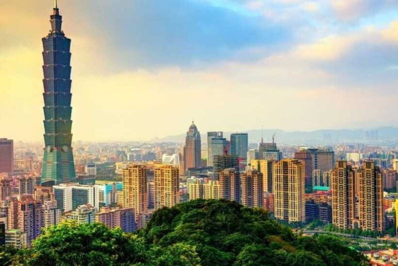 Taipei: Private custom tour with a local guide - The Experience of Walking Taipei