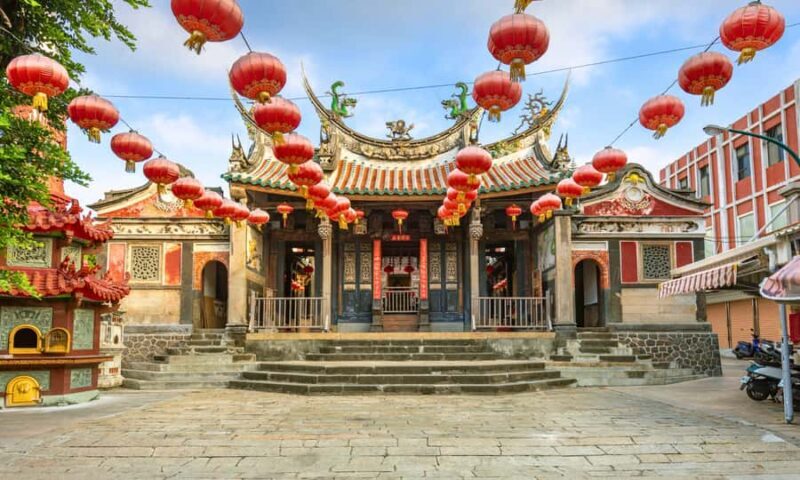 Taipei: Private Sun Moon Lake Tour with Boat Cruise - Key Points