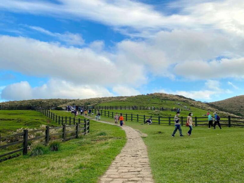 Taipei: Yangmingshan & Beitou Full-Day Tour - Key Points