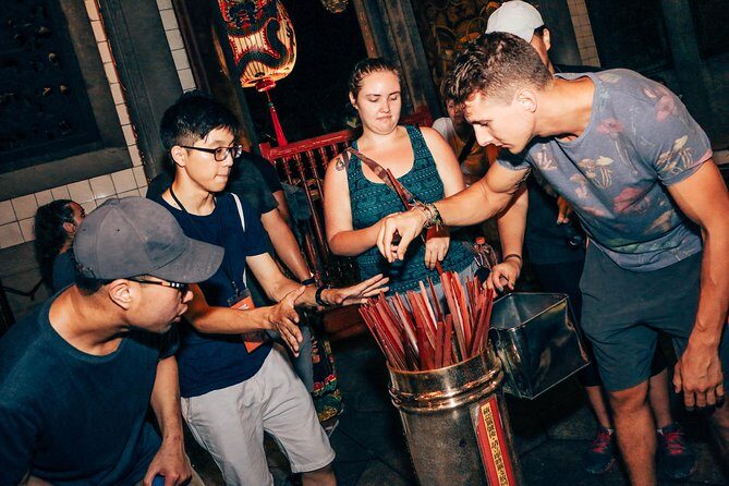 Taipei's Origin & Longshan Temple - Taiwan Cultural Walking Tour - What to Expect from the Guided Experience