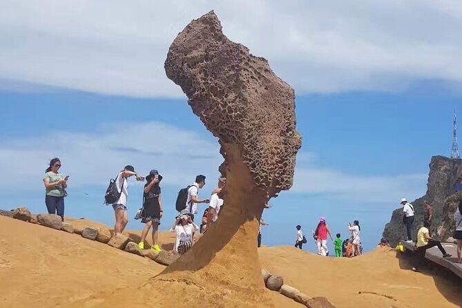 Taiwan Day Tour - Yin Yang Sea: A Coastal Color Contrast