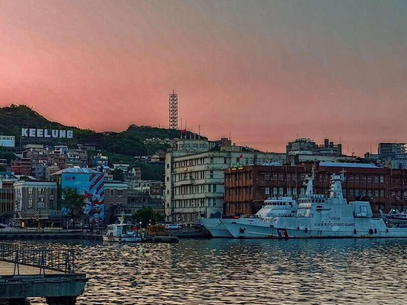 Taiwan Taipei: Full-day VIP Photoshoot Taiwan Photographer - The Sum Up