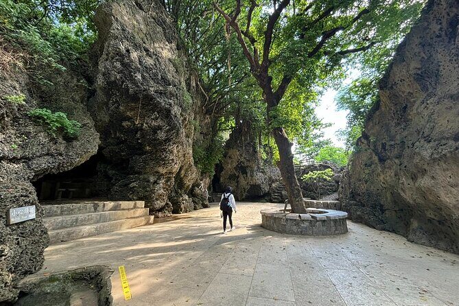 Taiwan Tour Bus Siao Liuchiu-Coral Island One Day Tour - Key Points