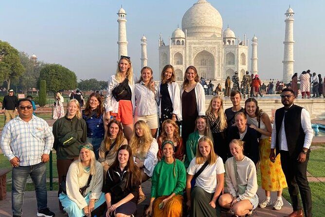 Taj Mahal, Agra Fort & Baby Taj Full-Day Tour from Delhi - Return Journey: Relaxed and Comfortable