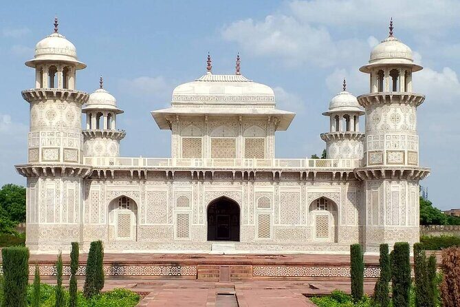 Taj Mahal, Agra Fort,Akbar's Tomb & Baby Taj Day Trip from Delhi - A Practical Look at the Agra Day Trip