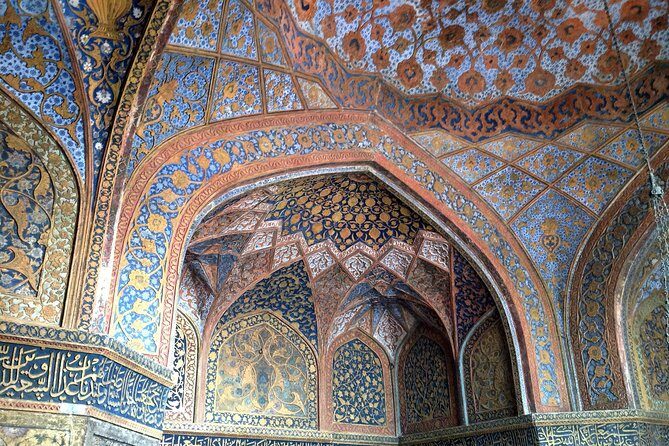 Taj Mahal Agra Same Day Tour From Delhi By Car - Lunch at a 5-Star Hotel