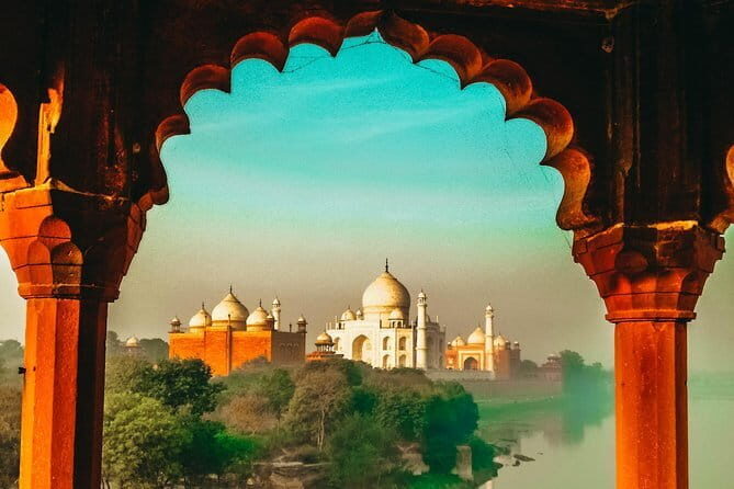 Taj Mahal Agra Tour by Gatimaan Express Train - Visiting Agra Fort and Baby Taj