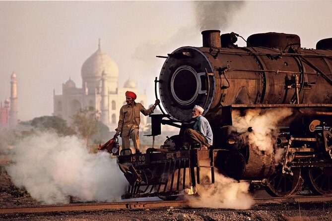 Taj Mahal And Agra Day Tour From Delhi By Superfast Gatiman Train - Exploring the Itinerary in Depth