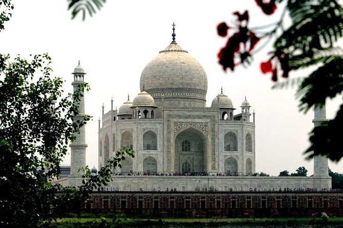 Taj Mahal and Agra Day-Trip from Delhi by Express Train - What the Tour Excels At