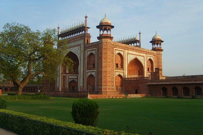 Taj Mahal and Agra Fort City Tour Local - The Practical Details & What You Should Know