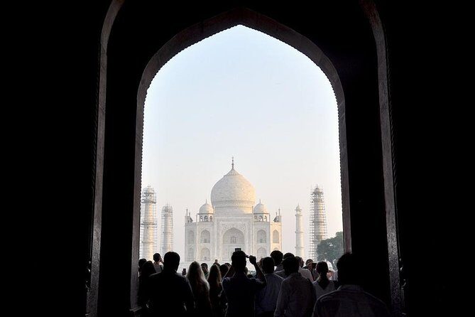 Taj Mahal and Agra Fort Tour by Car- All Inclusive - Taj Mahal: A Masterpiece at Sunrise
