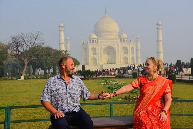 Taj Mahal and Agra Private Day Car Tour from Delhi with 5* Meal - Key Points