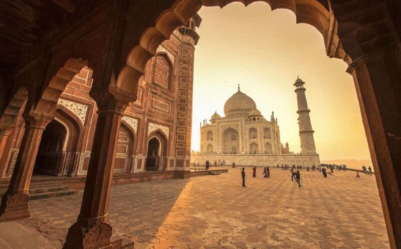 Taj Mahal and SOS Sanctuary: A Memorable Day from Delhi - Key Points
