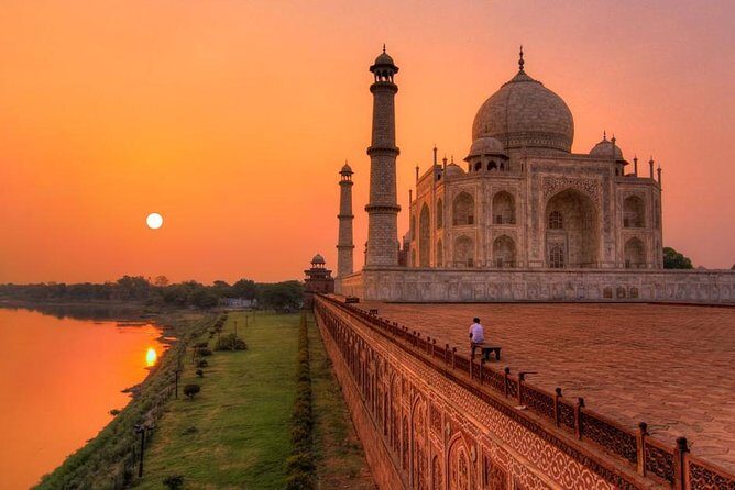 Taj Mahal Day Tour from Delhi by Superfast Train - Returning to Delhi