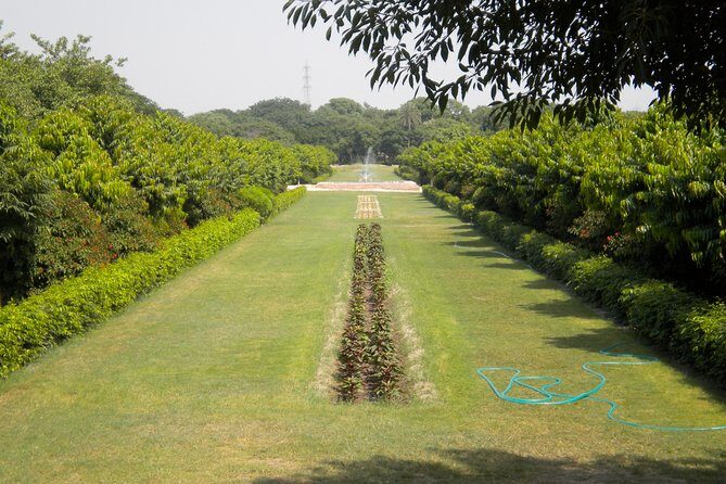 Taj Mahal Early morning Sunrise Tour with Entrance from Delhi by Private AC Car - What’s the Real Value?