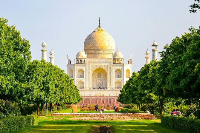 Taj Mahal Luxury Day Trip from Delhi with Executive Class Train - An In-Depth Review of the Taj Mahal Luxury Day Trip