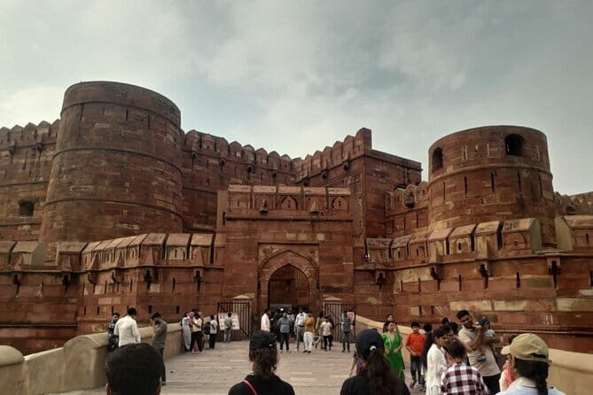 Taj Mahal Private Day Tour From Delhi with Transportation - An In-Depth Look at the Experience