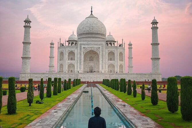 Taj Mahal Private Day trip from Delhi - Key Points