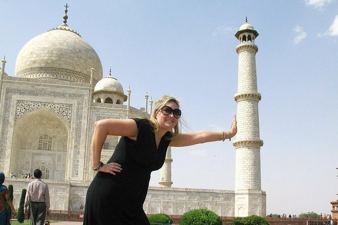 Taj Mahal Private Day Trip Including Same Day Flights from Mumbai - Frequently Asked Questions