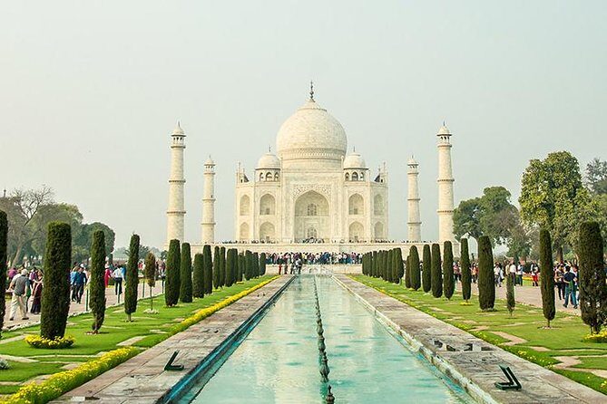 Taj Mahal Private Guided Tour from Delhi with Entrance - Authentic Experiences and Authenticity