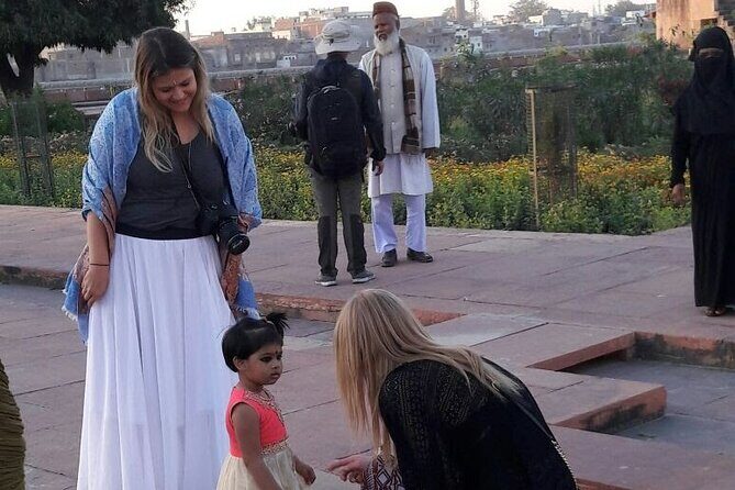 Taj Mahal Same Day Tour by Fast Track to the Taj - Key Points