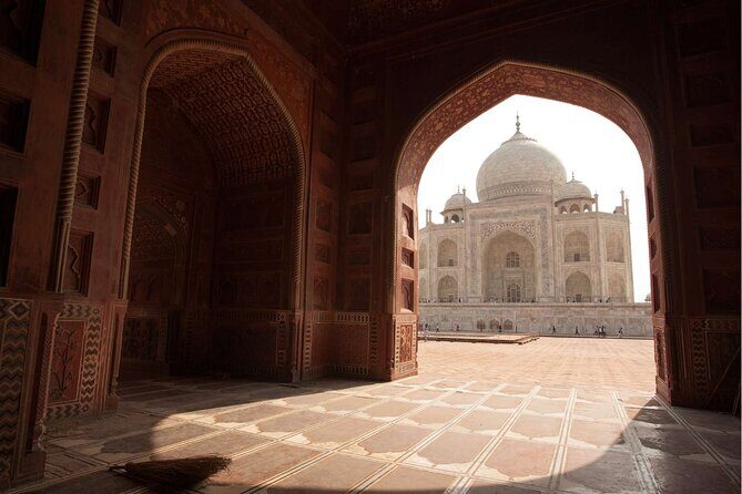Taj Mahal Skip-the-line ticket & Guided Tour in Agra - Key Points