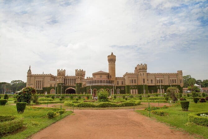Taj Mahal Sunrise and Sunset tour from Bengaluru with Baby Taj - Transportation and Comfort