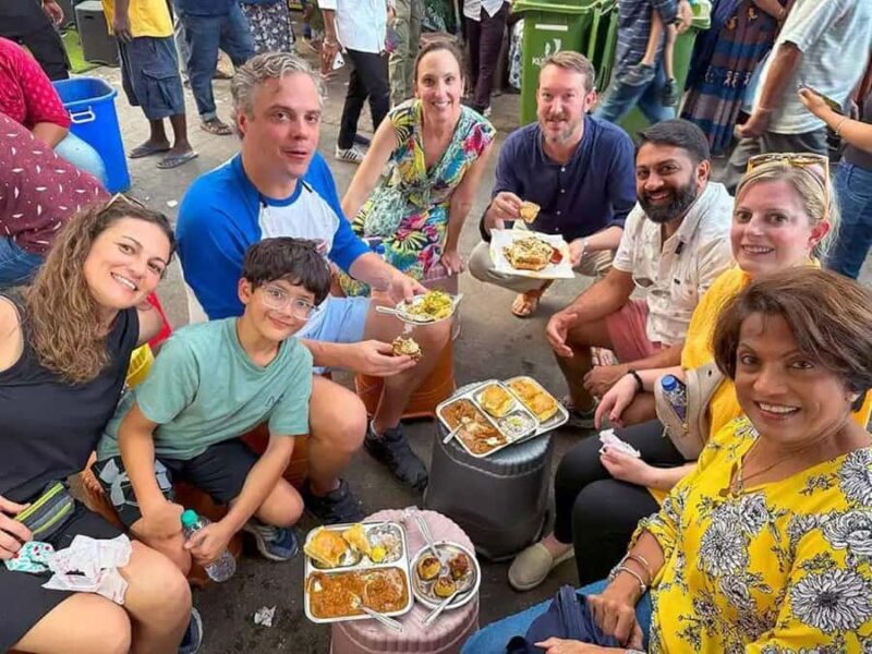 Taj Mahal : Sunrise Tour with Home Cooking Class & Lunch - Savoring a Home-Cooked Indian Meal