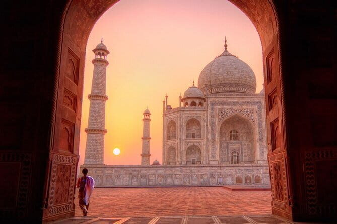 Taj Mahal Sunrise VIP Entrance Tickets from Delhi All Inclusive - Key Points