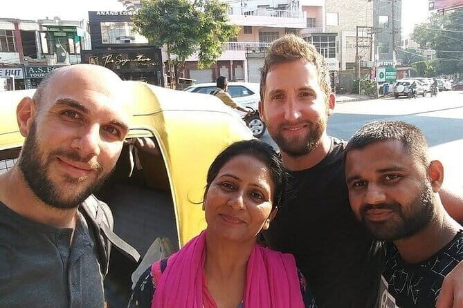 Taj Mahal Tour By Auto Or Rickshaw - Key Points