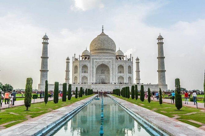 Taj Mahal Tour by Gatimaan Express from Delhi - First Stop: The Taj Mahal