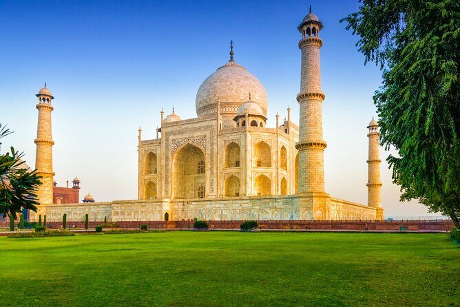 Taj Mahal Tour By Gatimaan Train/Rail All inclusive - The Itinerary: Step-by-Step