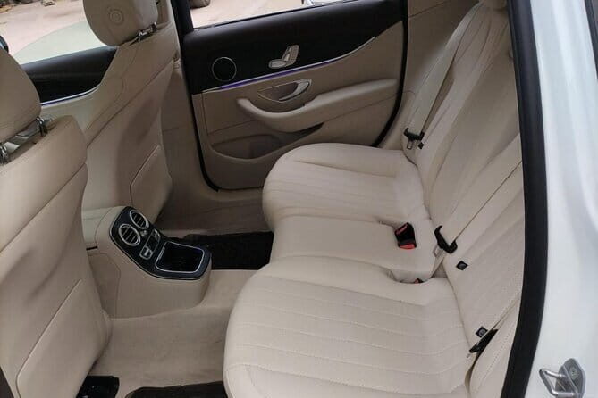 Taj Mahal Tour by Luxury Car Private and all inclusive - Why This Tour Could Be a Great Choice