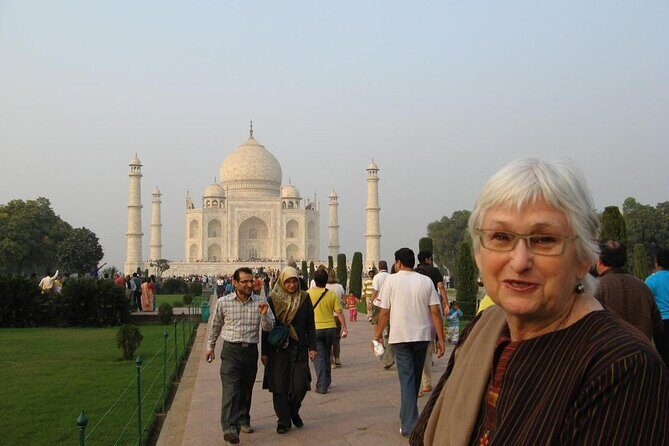 Taj Mahal Tour from Delhi by AC Car with 5 Star Meal - The Value of This Tour