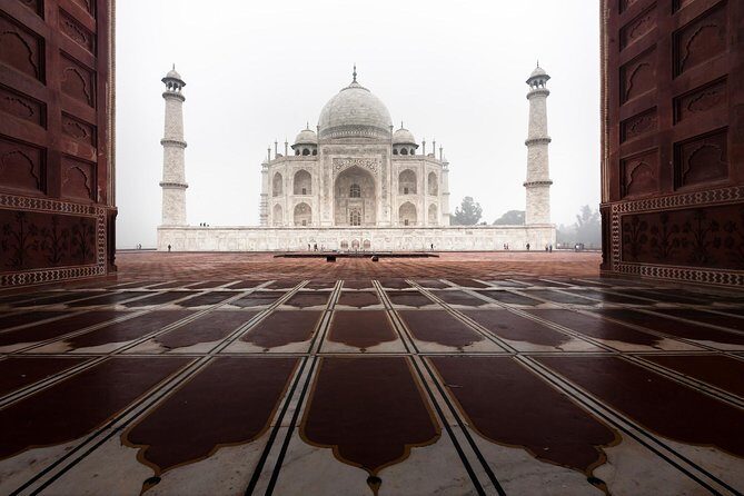 Taj Mahal Tour from Delhi by Train and Back with Lunch - Authenticity and Travel Tips
