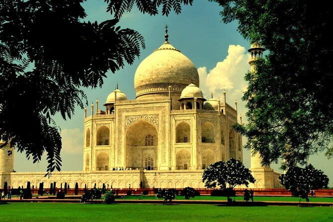 Taj Mahal Tour India By Train With Lunch And Entrance Tickets - Key Points