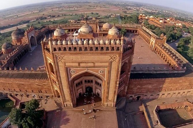 Taj Mahal Tour Visit Agra and Fatehpur Sikri - The Practical Details