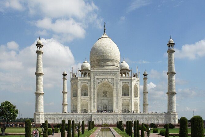 Taj Mahal with Local Agra Tour - What Travelers Praise Most