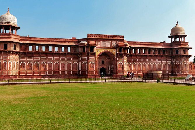 Taj Mahal with mausoleum and Agra Fort e tickets & guide - The Itinerary and What to Expect