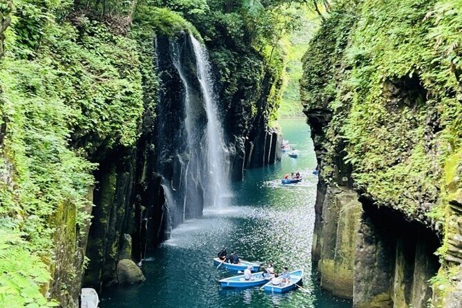 Takachiho Gorge Miyazaki Day Private Tour From Fukuoka - Key Points