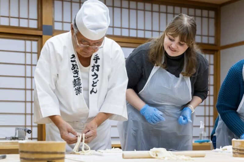Takamatsu: Udon Noodle Luxury Bus Tour With Cooking Class - An in-depth look at the tour