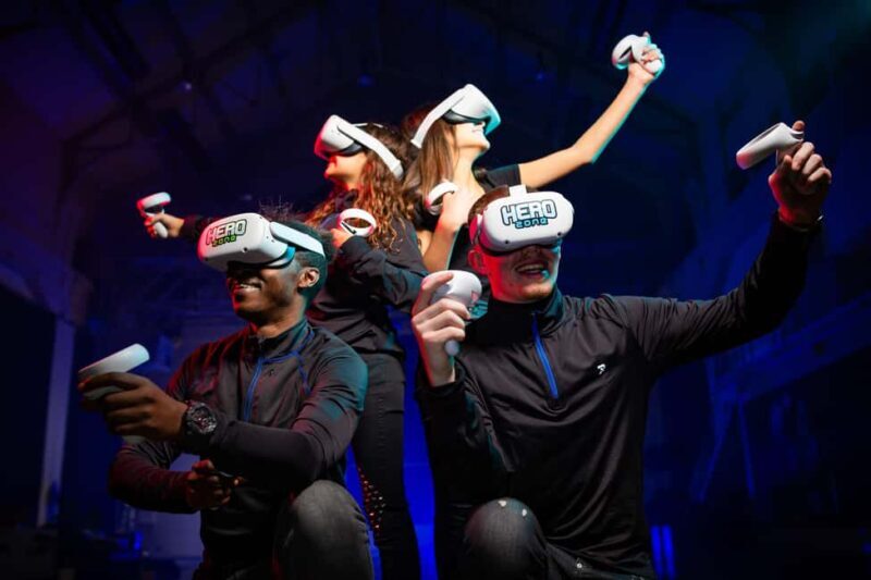 Takapuna: Free-Roaming Virtual Reality Multiplayer - What to Expect from a 30-Minute VR Adventure in Takapuna