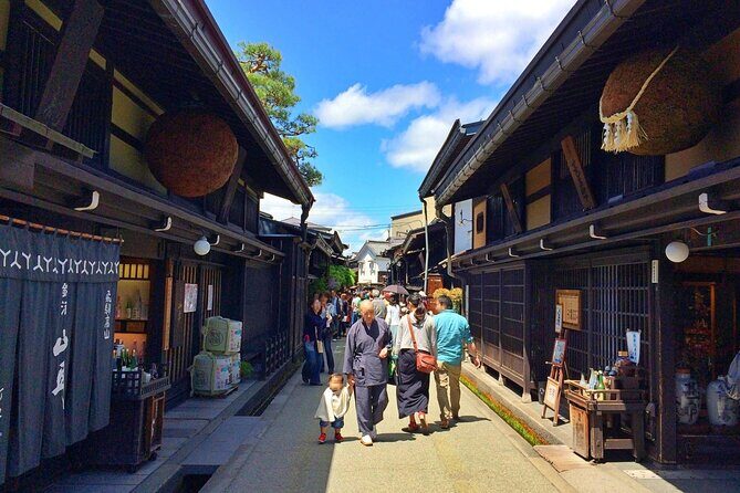 Takayama Arts & Crafts Local Culture Private Tour with Government-Licensed Guide - FAQs