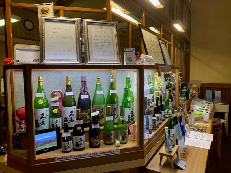 Takayama: Authentic Sake Tasting at a Historic Brewery - Key Points