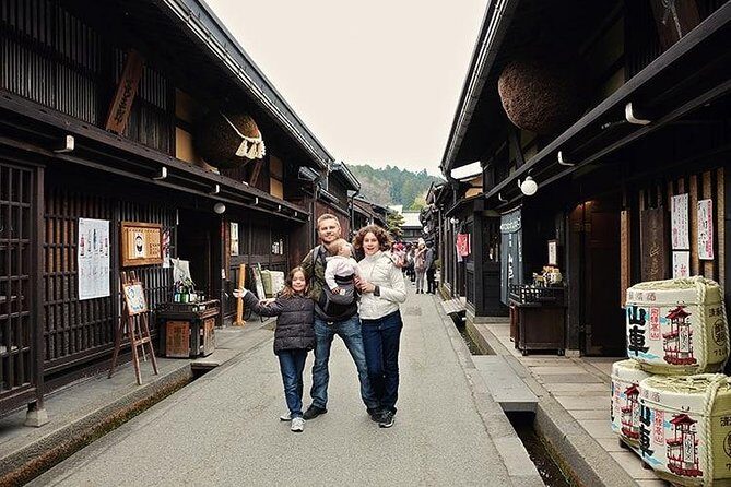Takayama Half-Day Private Tour with Government Licensed Guide - Key Points