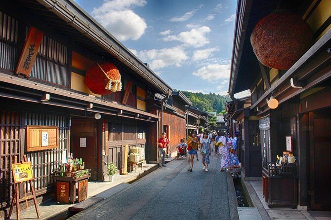 Takayama Half-Day Private Tour with Government Licensed Guide - In-Depth Breakdown of the Itinerary