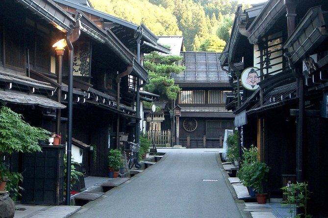 Takayama Half-Day Private Tour with Government Licensed Guide - Why This Tour Offers Great Value